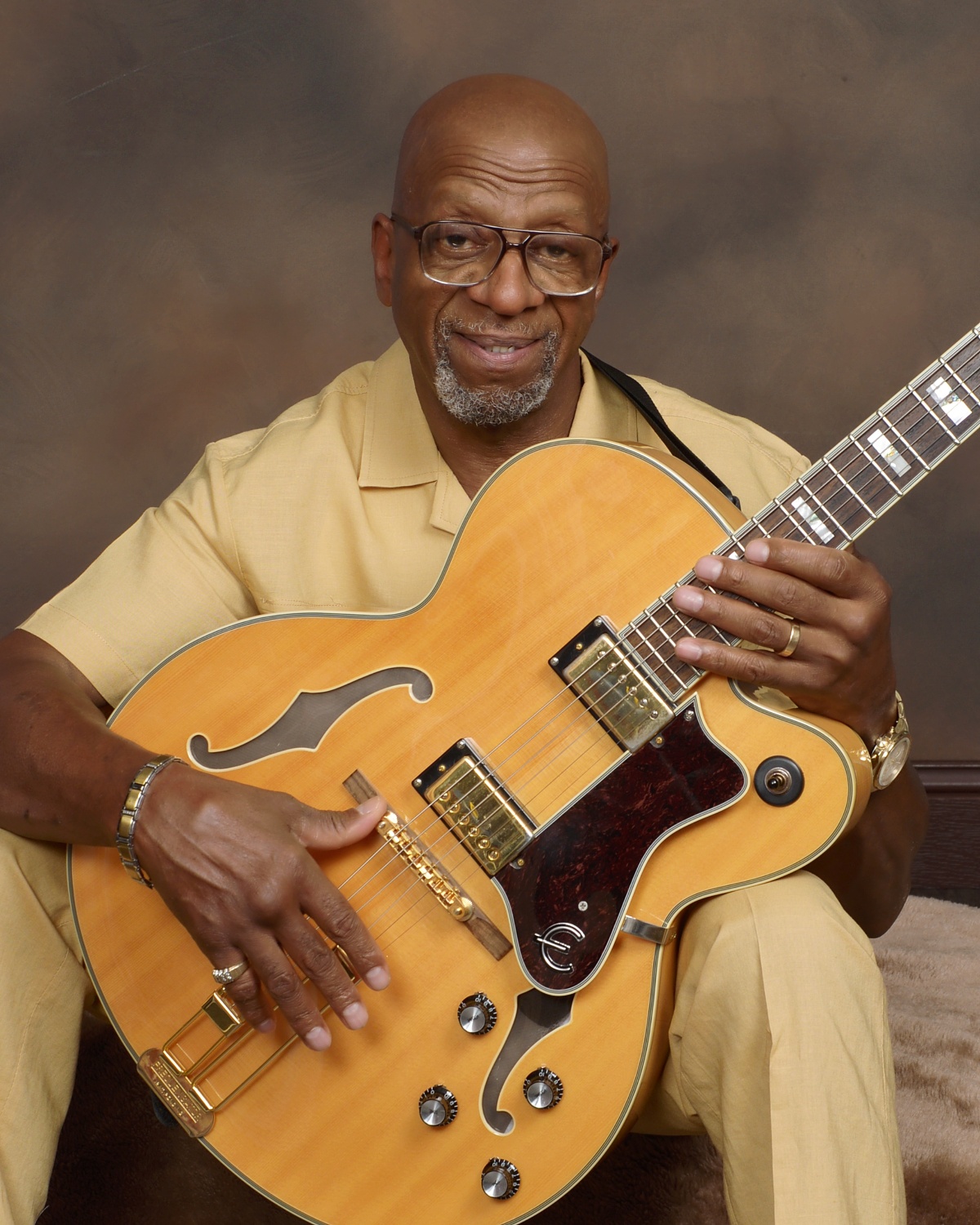 Gallery – Guitarist George